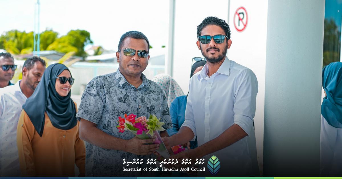 އައްޑޫ ސިޓީގެ މޭޔަރ އަތޮޅު ކައުންސިލްގެ ރައީސް އާއި ...